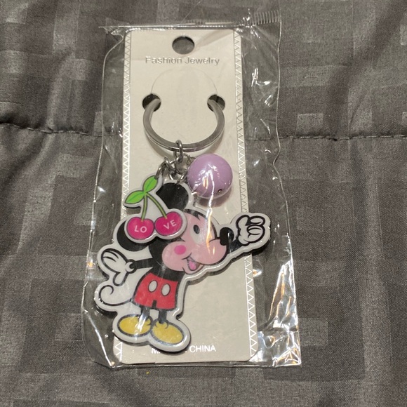 Fashion Jewelry | Accessories | Nwt Mickey Mouse Character Key Chain ...